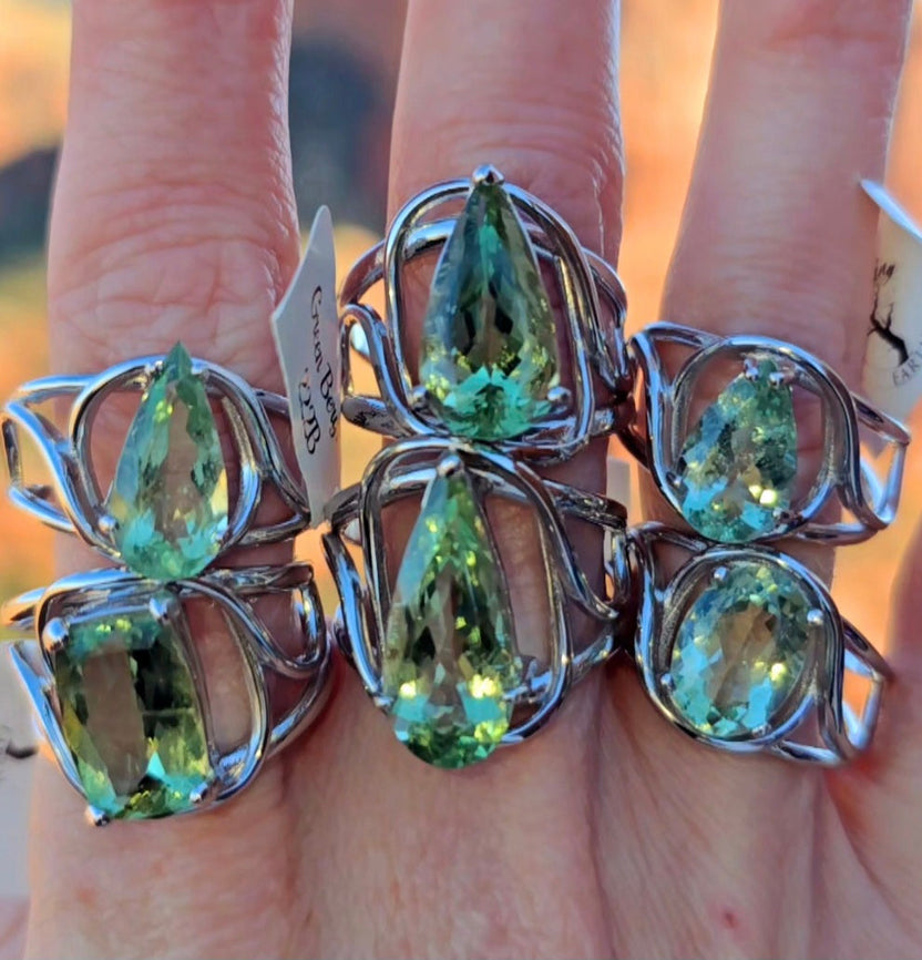 Green Beryl Meaning and Healing Properties – Enchanting Earth