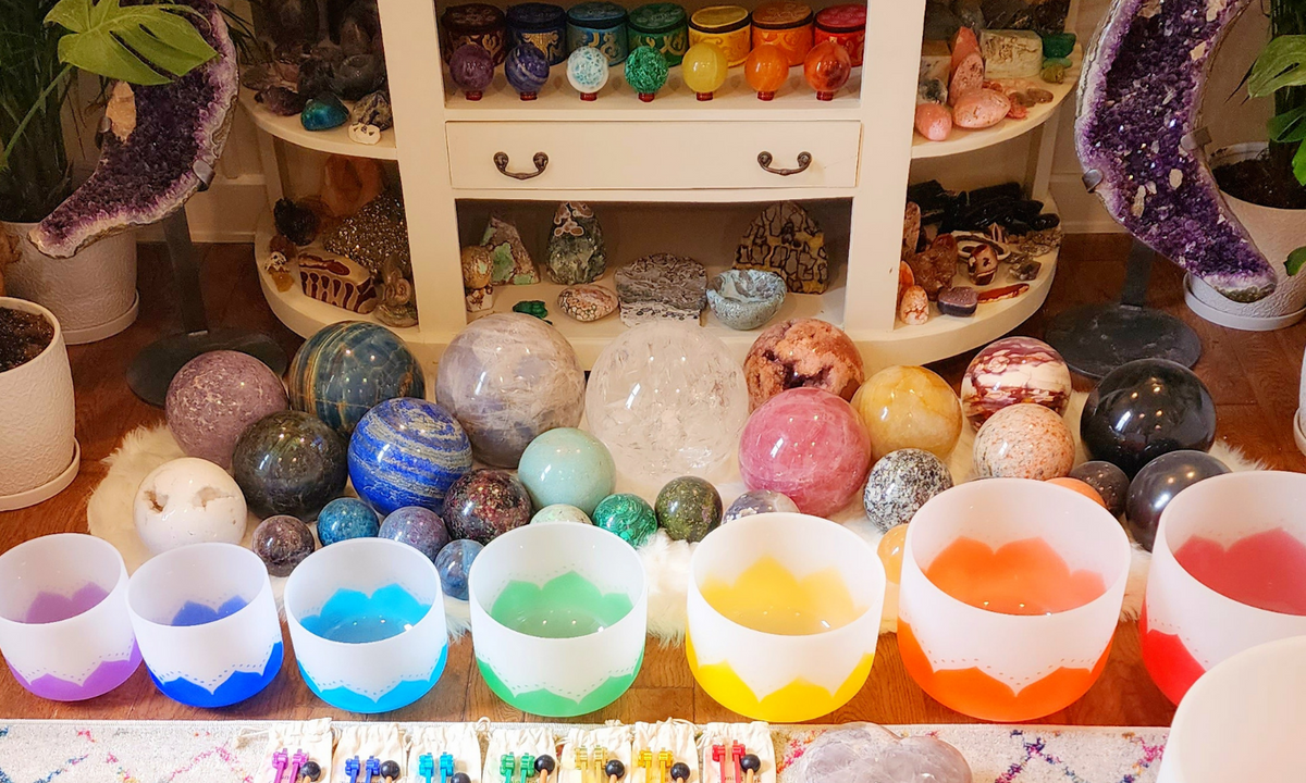 Abalone Shell Meaning and Healing Properties – Enchanting Earth